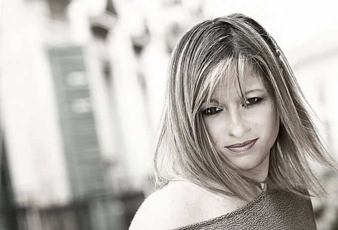 Meet the Author: Simona Lo Iacono - La Gazzetta Italiana