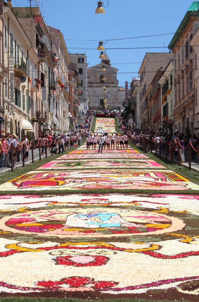 On the Cover: Infiorata - La Gazzetta Italiana